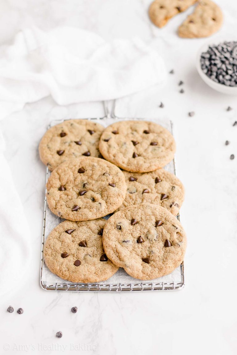 The Ultimate Healthy Chocolate Chip Cookies (Easy Recipe!) | Amy's ...
