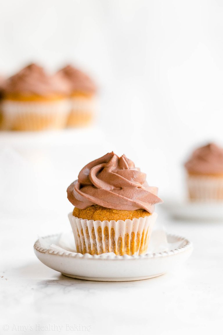 Healthy Small Batch Mini Pumpkin Cupcakes with Chocolate Frosting | Amy ...